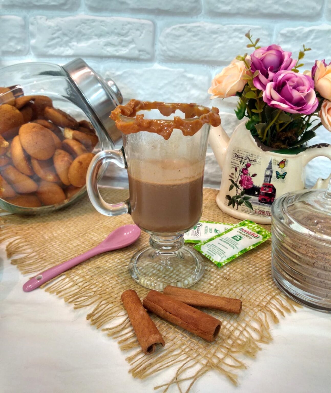 Como preparar capuccino caseiro com sabor de cafeteria